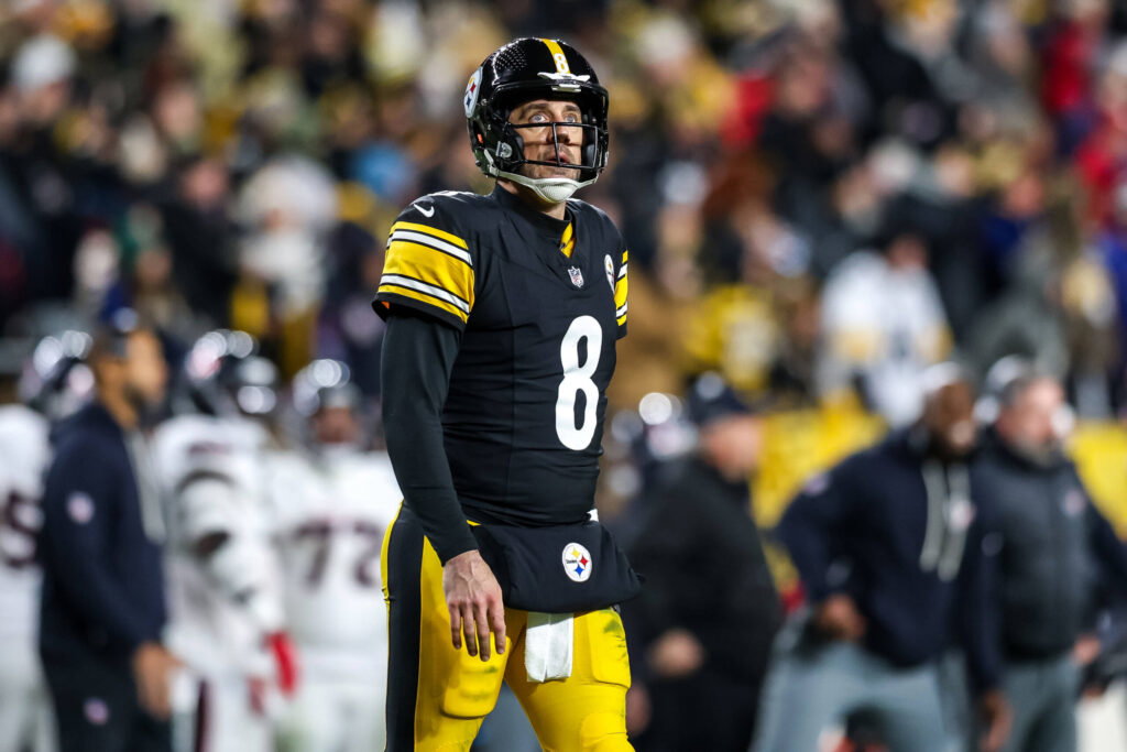 Steelers issued another “one foot out the door” warning on Aaron ...